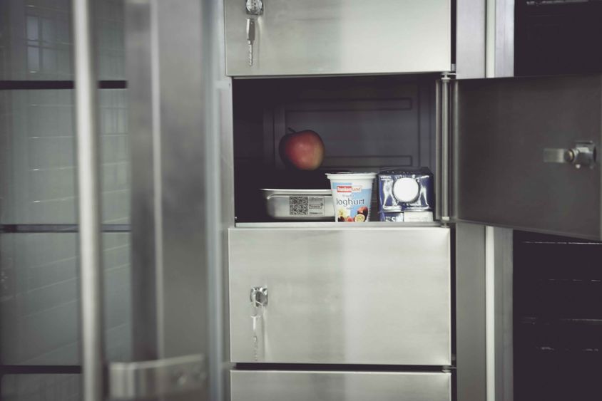 JVA Rohrbach | Rieber digitalisiert den Speisentransport für höchster ...